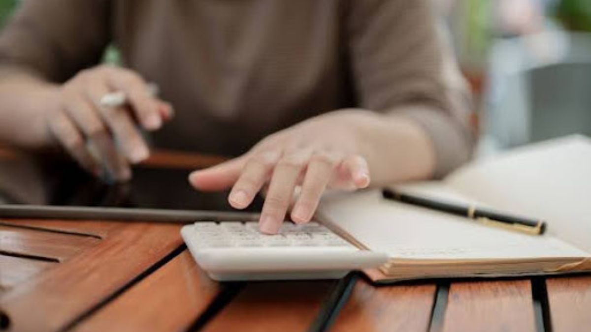 Streamlining Payments for Freelancers: PayInOne vs. Popular Platforms Streamlining Payments for Freelancers: PayInOne vs. Popular Platforms