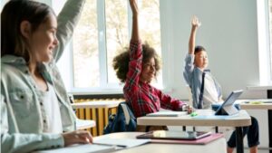 Charter Schools vs Public Schools: Pros and Cons You Consider