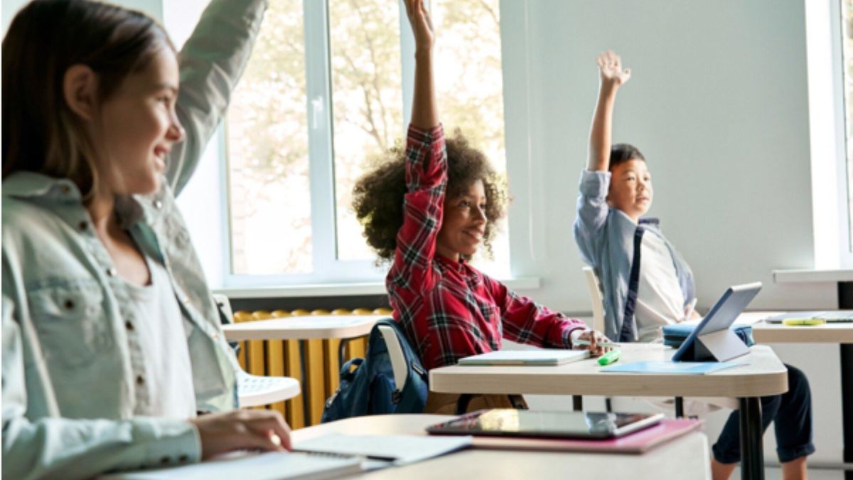 Charter Schools vs Public Schools: Pros and Cons You Consider